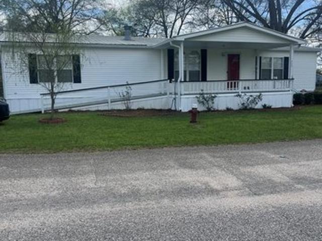 115 Geranium Cir, Midland City, AL 36350