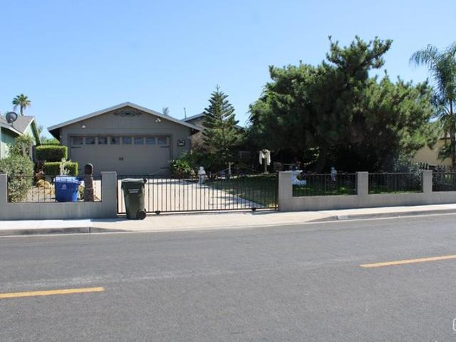 115 Glenwood Ave, McFarland, CA 93250