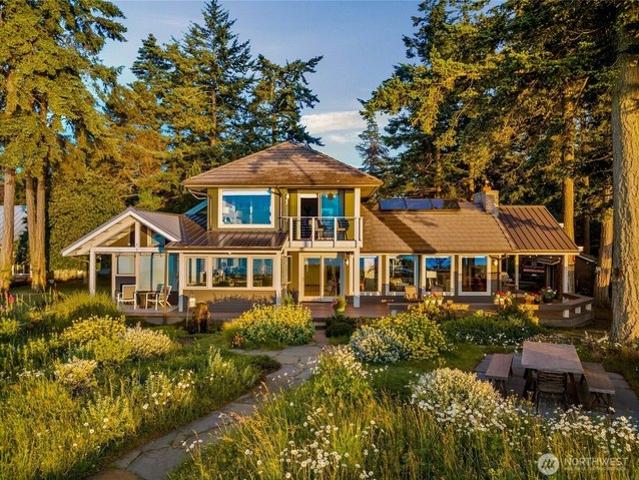 115 Donahue Ln, Orcas Island, WA 98245