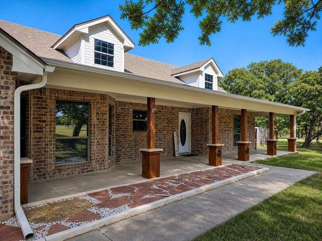 115 Deerfield Rd, Paradise, TX 76073