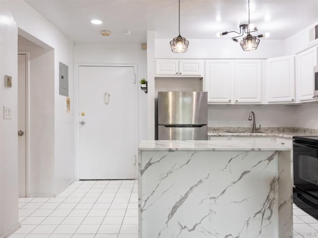 115 Dehaven Drive 205