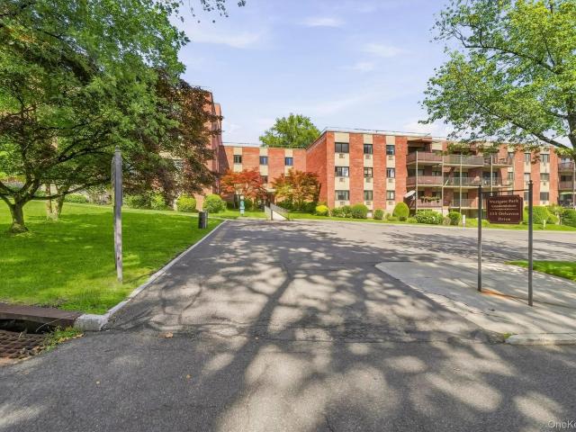 115 Dehaven Drive 305