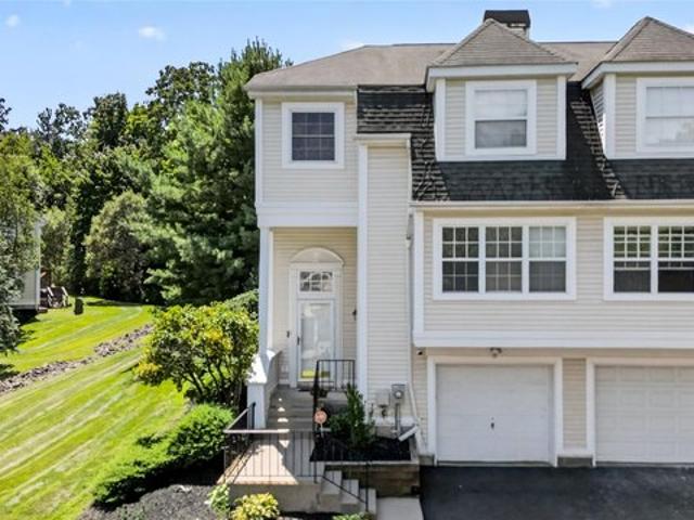 115 Delafield Ln, Newburgh, NY 12550