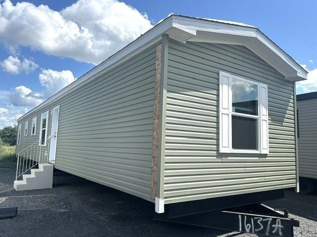 115 Dutch Dr, Farmington, ME 04938