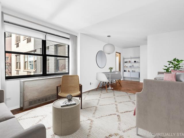 115 E 9TH Street 10N