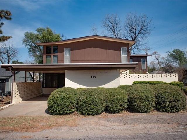 115 E Van Buren St, Mangum, OK 73554