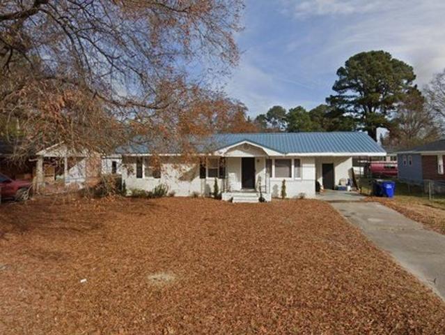115 E Crestview Dr, Smithfield, NC 27577