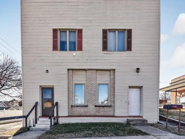 115 E Fourth St, Holton, KS 66436