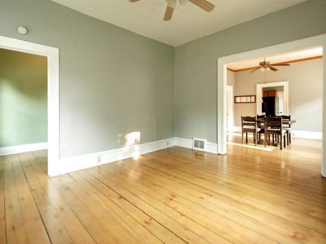 115 e irving avenue