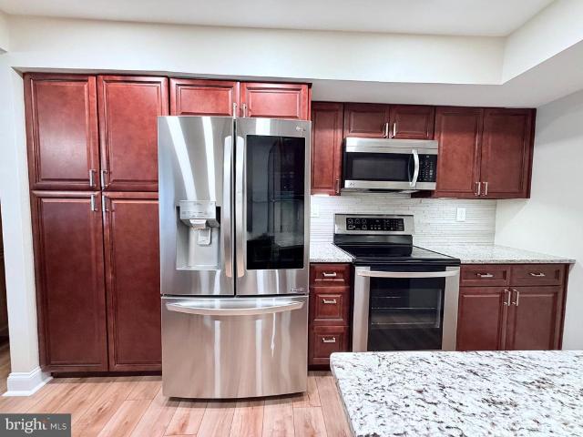 115 E Kings Highway # 341