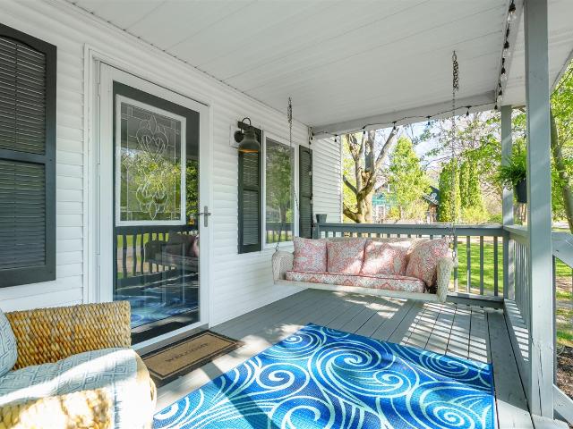115 E Maple Street