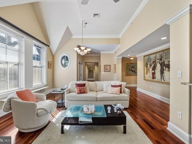 115 E Montgomery Ave Unit 3B, Ardmore, PA 19003