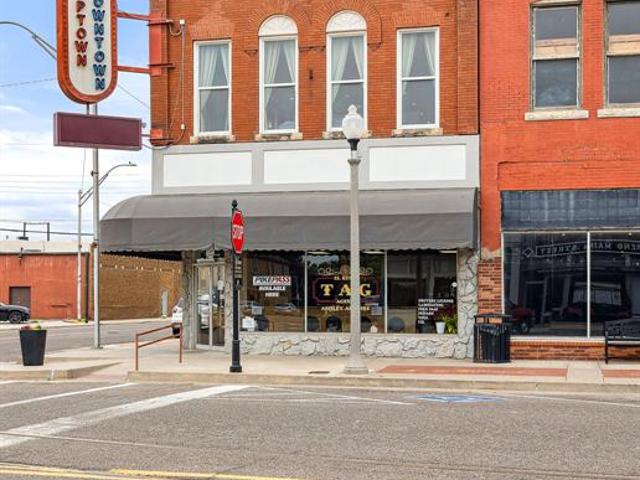 115 E Russell Street