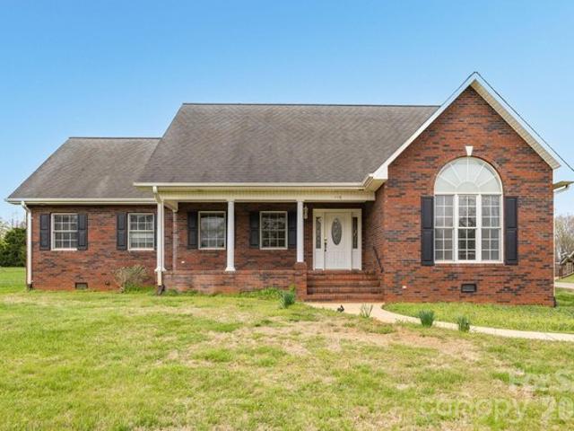 115 Emma Ln, Statesville, NC 28625