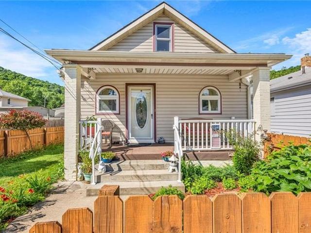 115 Eckert St, Ambridge, PA 15003