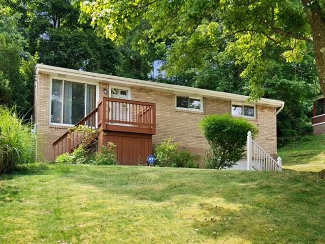 115 Elias Dr, Pittsburgh, PA 15235