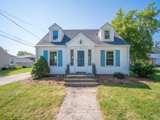 115 Elm St, Kewaskum, WI 53040