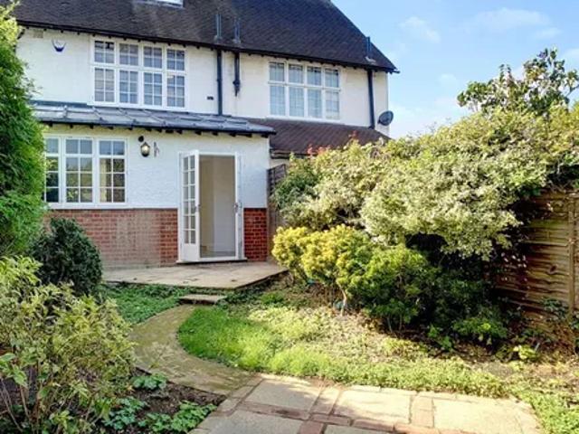 115 Fowler's Walk, London, W5 1BQ, United Kingdom | 3 bed townhouse for rent #167238284 | Rentberry