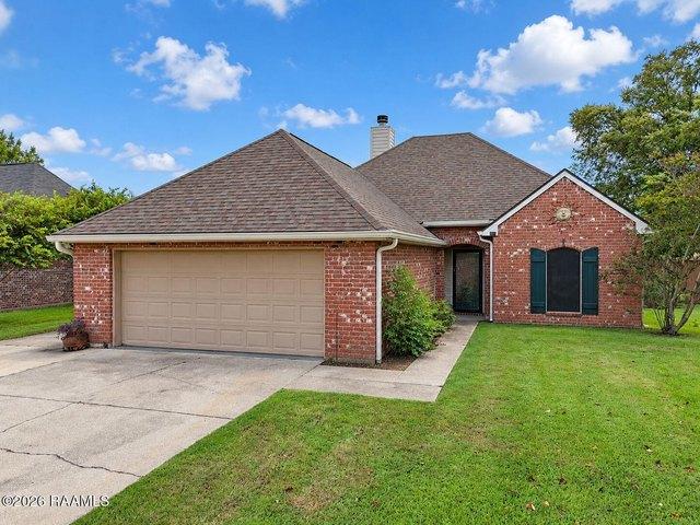 115 Fawn Ln, Broussard, LA 70518