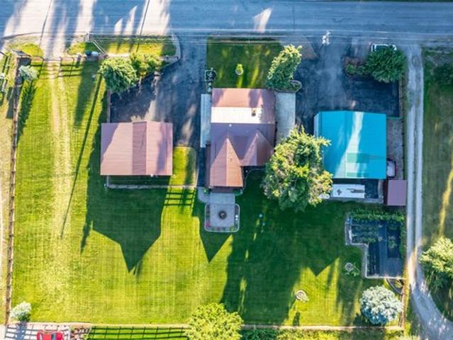115 Ferndale Dr, Bigfork, MT 59911