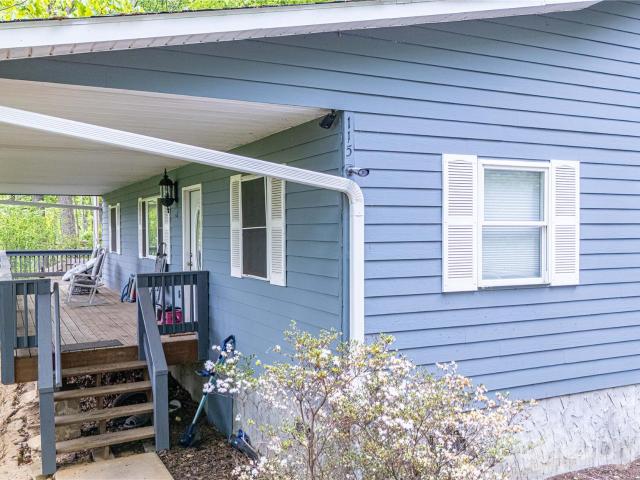 115 Knoll Ridge Lane