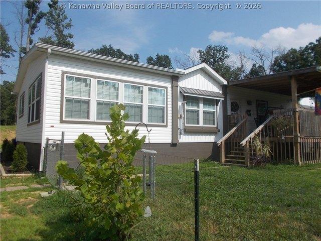 115 Home Again Rd, Buffalo, WV 25033