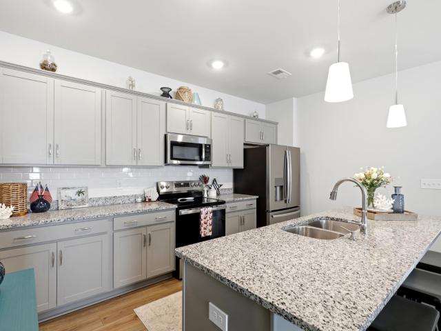 115 Hancher Dr