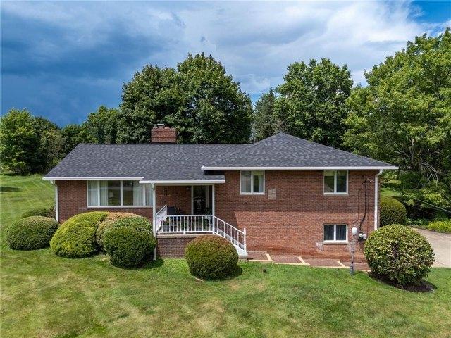115 Hickory Dr, Beaver Falls, PA 15010