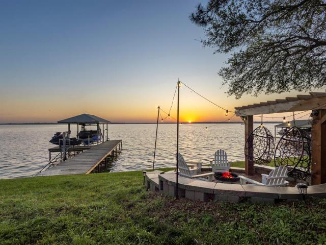 115 Isle of View Dr, Tool, TX 75143 | MLS #21208 | Compass