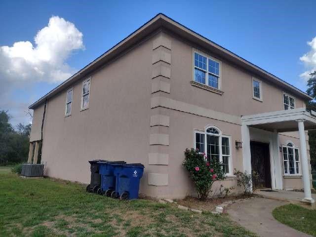 115 Oak Colony Drive
