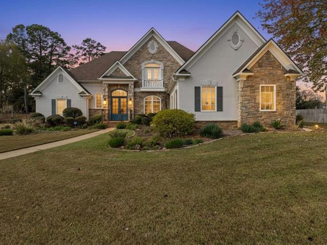 115 Oak Isle Dr, Longview, TX 75605