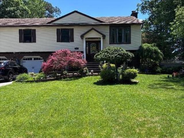 115 Oak St, Old Bridge, NJ 08857