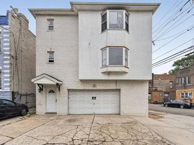115 Old Bergen Rd, Jersey City, NJ 07305