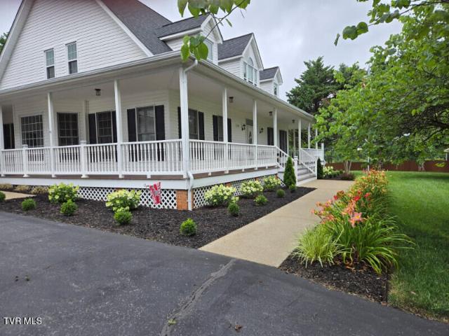 115 Lazy Lane