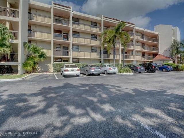 115 Lake Emerald Dr Apt 304, Oakland Park, FL 33309