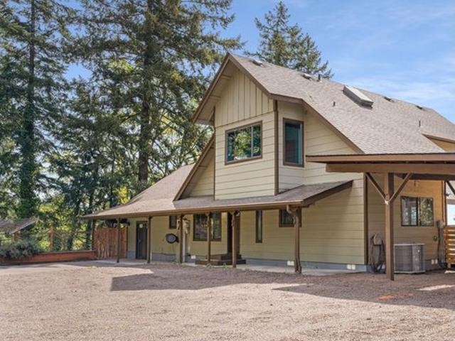 115 Legacy Dr, Woodland, WA 98674