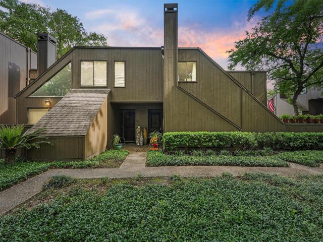 115 Litchfield Lane