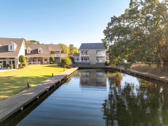 115 Mount Carmel Rd # D1