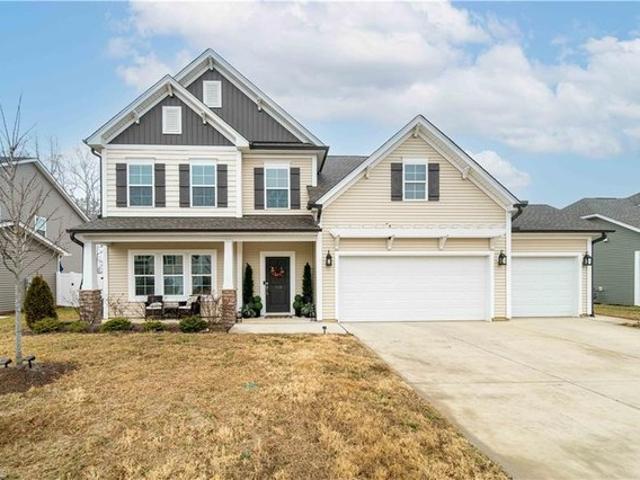 115 Moravian Ct, Bermuda Run, NC 27006