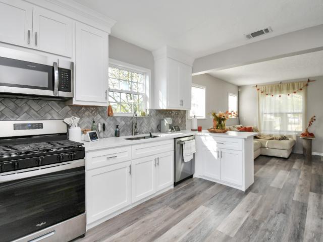 115 Morrell St, Baytown, TX 77520 | MLS #95724