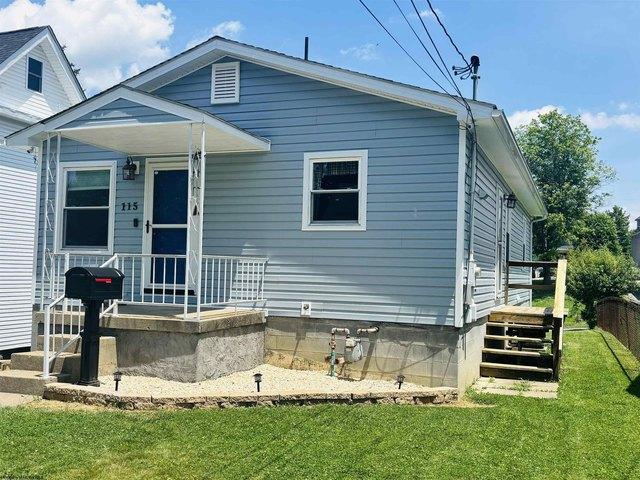 115 May St, Fairmont, WV 26554