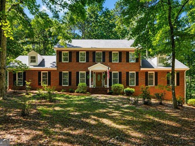 115 Majesty Ln, Fayetteville, GA 30215
