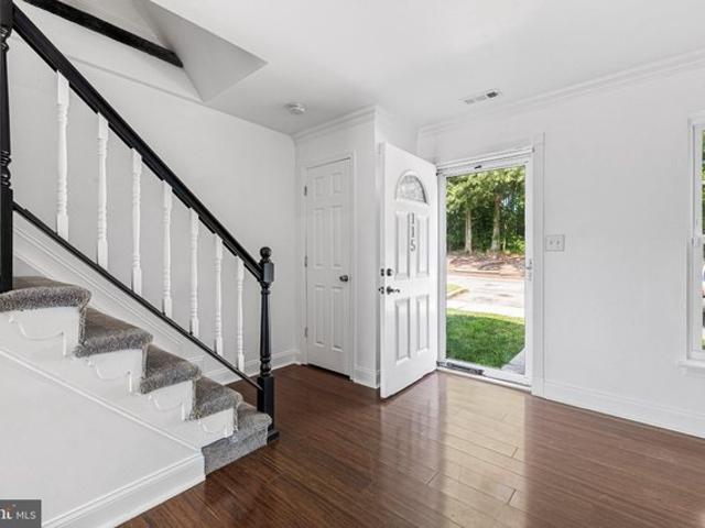 115 Marine Oaks Dr, Baltimore, MD 21221