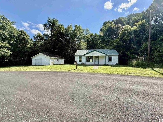 115 Military Rd, Herndon, KY 42236