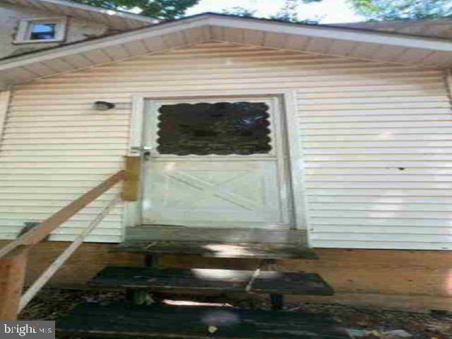 115 Muskrat Road