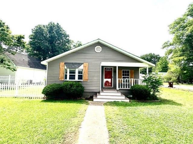 115 Myrtle Ave, Nettleton, MS 38858