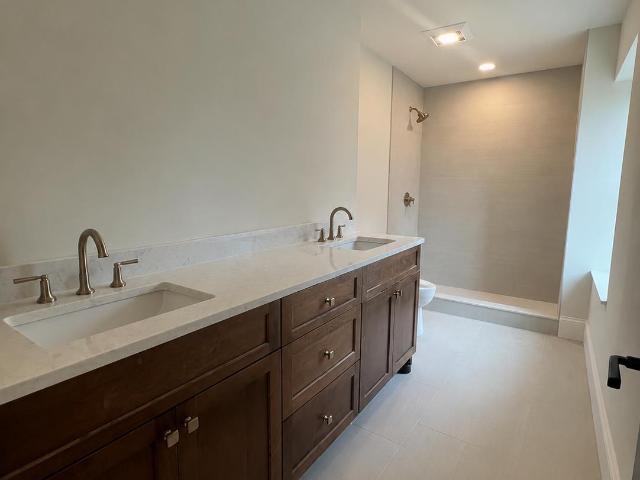 115 N Washington St Unit 202