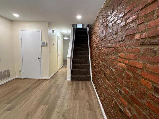115 N Curley Street