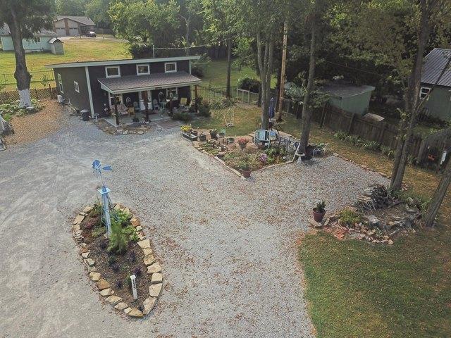 115 N Hazel St, Grove, OK 74344