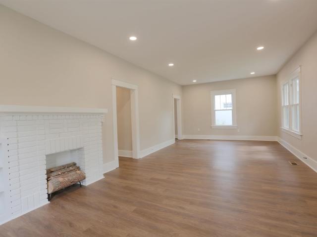 115 N Spruce